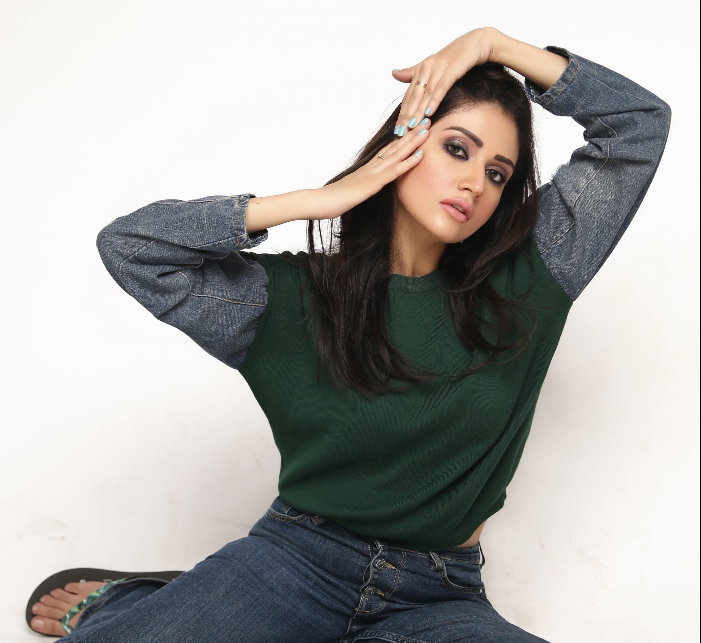 Anam Tanveer: Up for challenging roles - EasternEye