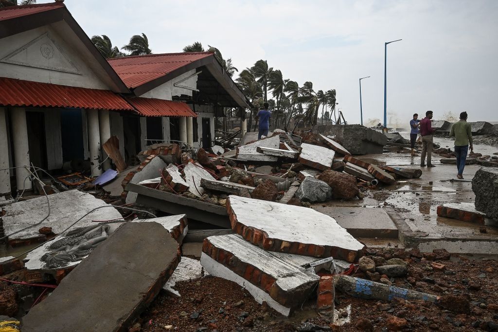 Cyclone Yaas kills nine in India, thousands homeless - EasternEye