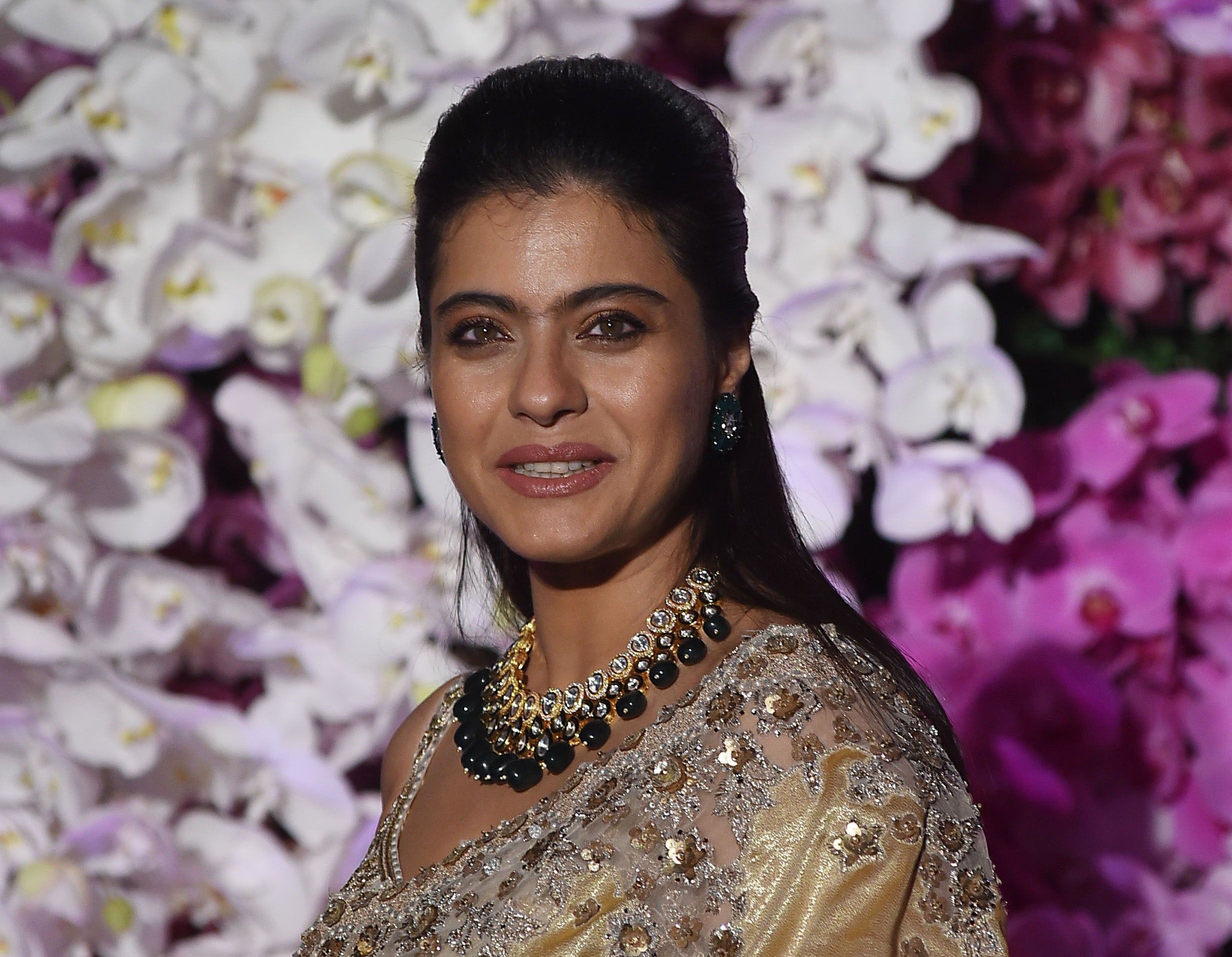 Kajol is back on the sets, says ‘it feels like a party’ - EasternEye