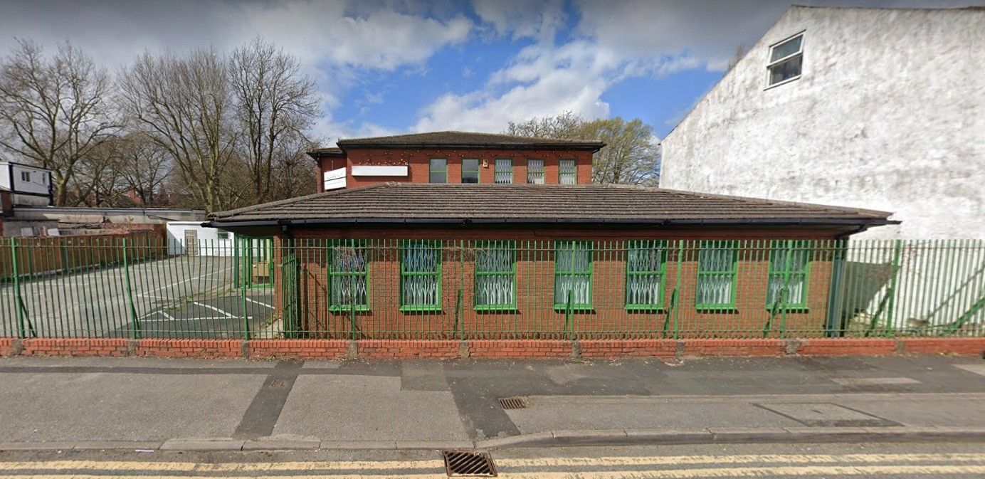 Pakistani mosque and community centre in Sandwell to become supermarket ...