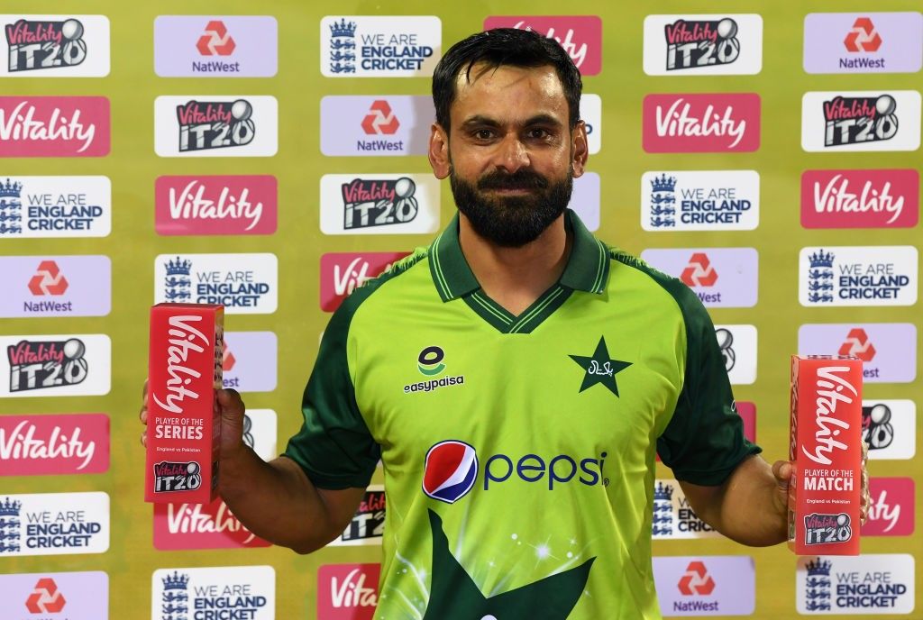 Pakistan's ex-captain Hafeez retires from international cricket ...