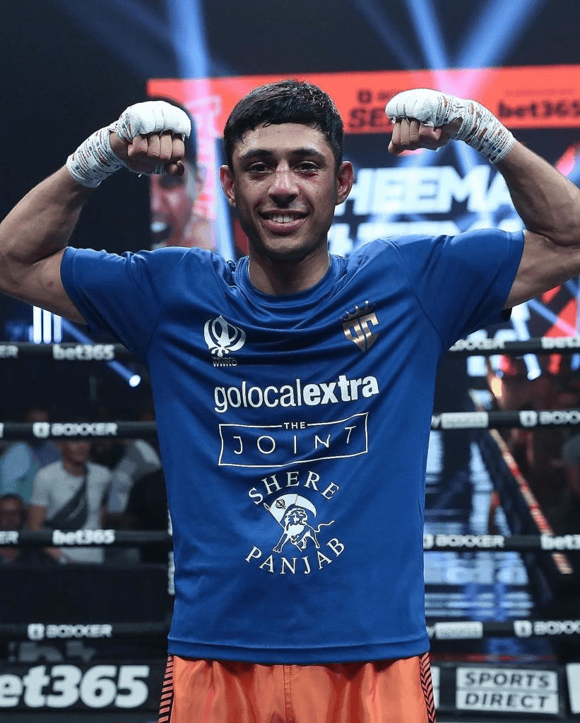 Dylan Cheema wins Boxxer lightweight series - EasternEye