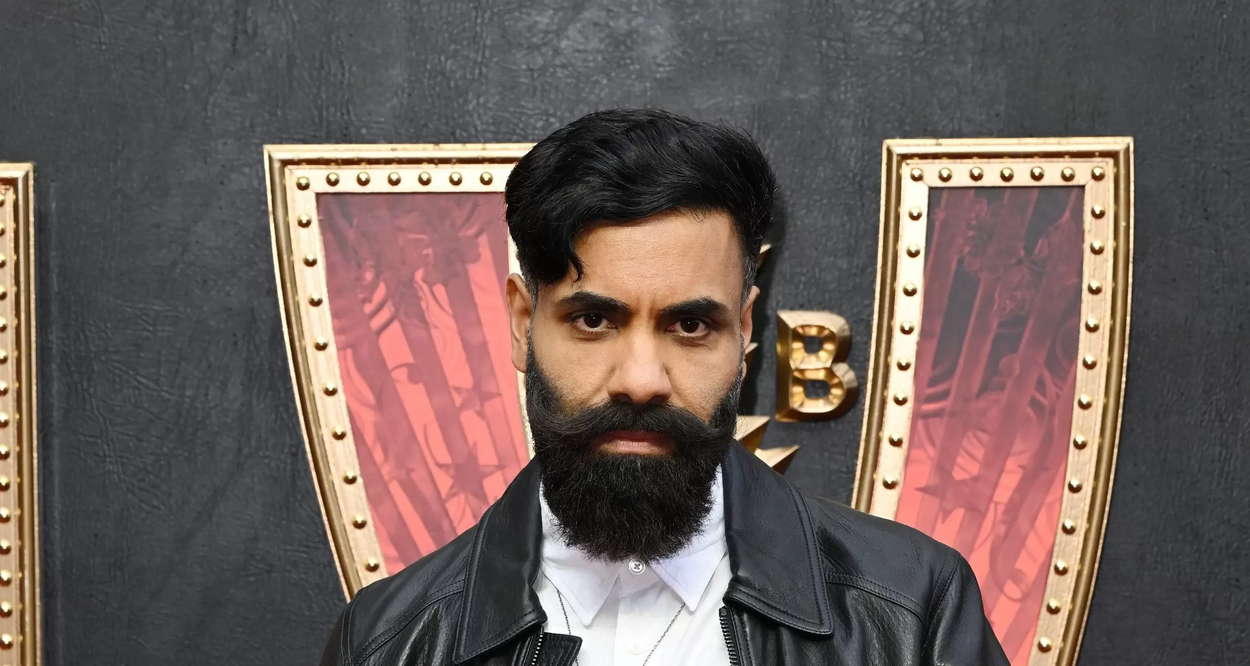 Comedian Paul Chowdhry attacked while driving in London - EasternEye