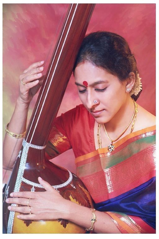 Legendary Indian vocalist Bombay Jayashri to make rare visit to UK in ...