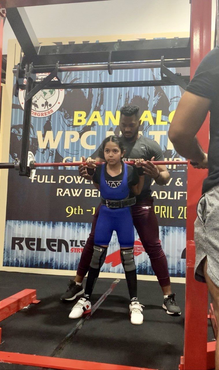 Meet The Teen Powerlifting Duo Taking On The World - GG2