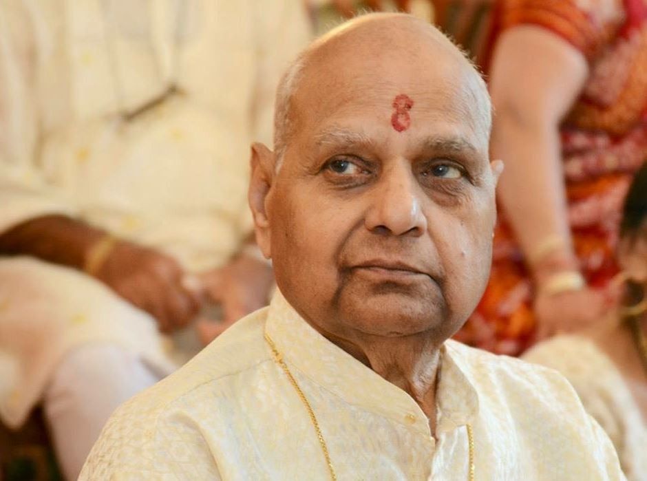 NHS pioneer and community leader Dr Oza, 96, passes away - EasternEye