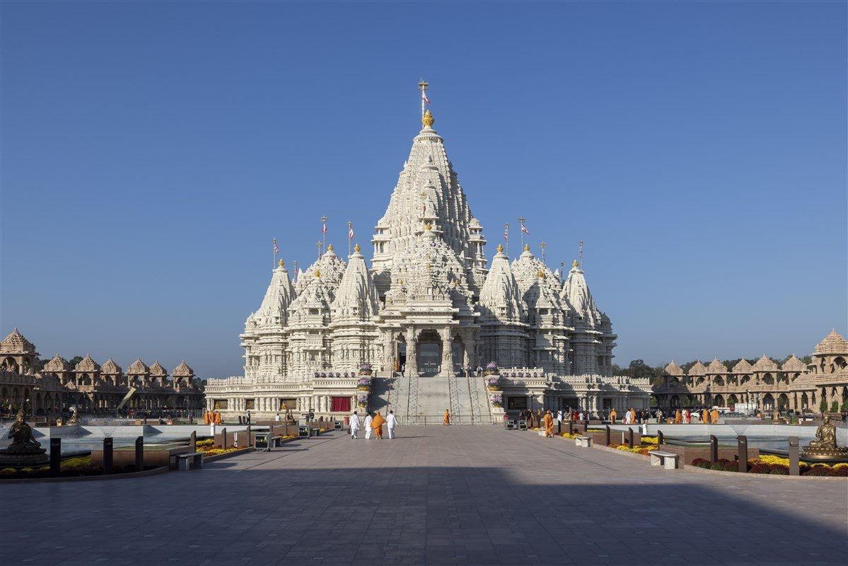 BAPS Swaminarayan Akshardham in New Jersey inaugurated - EasternEye