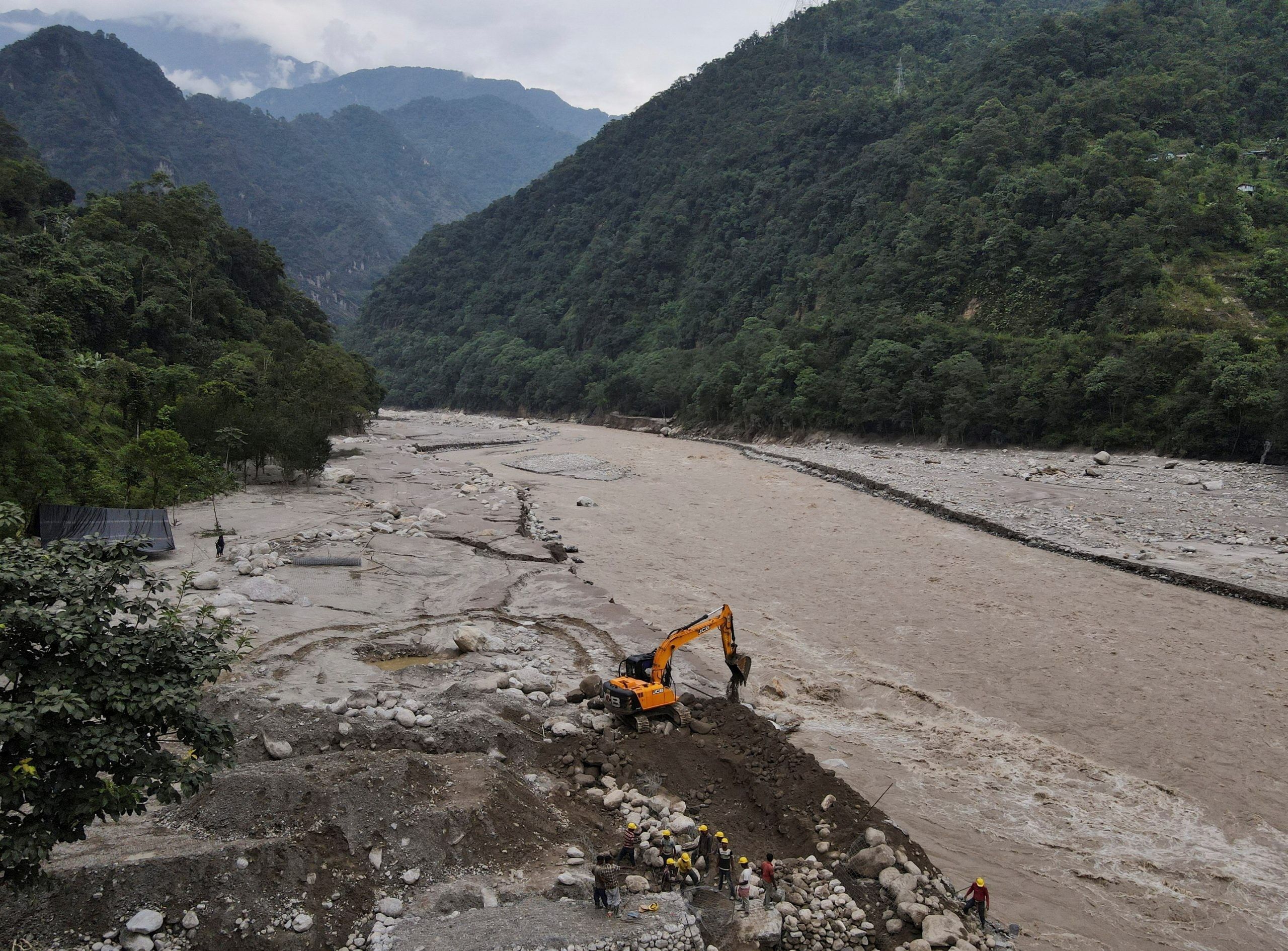 Flash Floods In India’s Himalayan State Claim 74 Lives - GG2