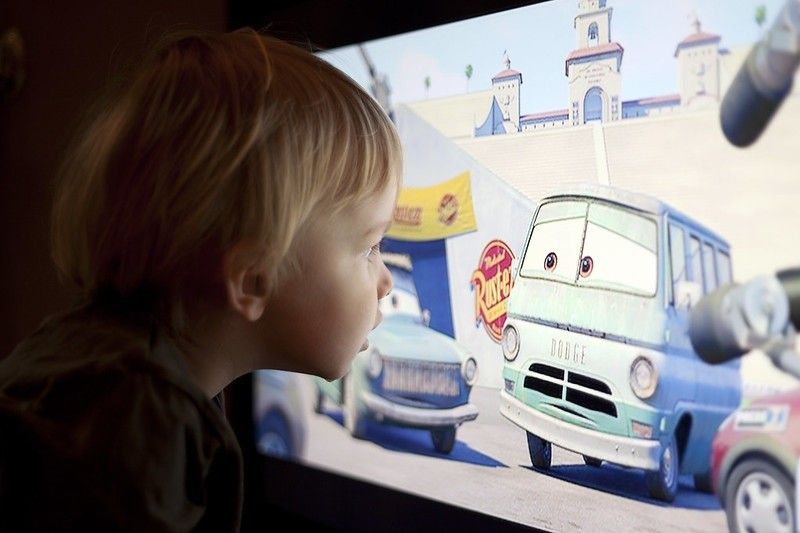 Screen time affects children's brain development: Study - EasternEye