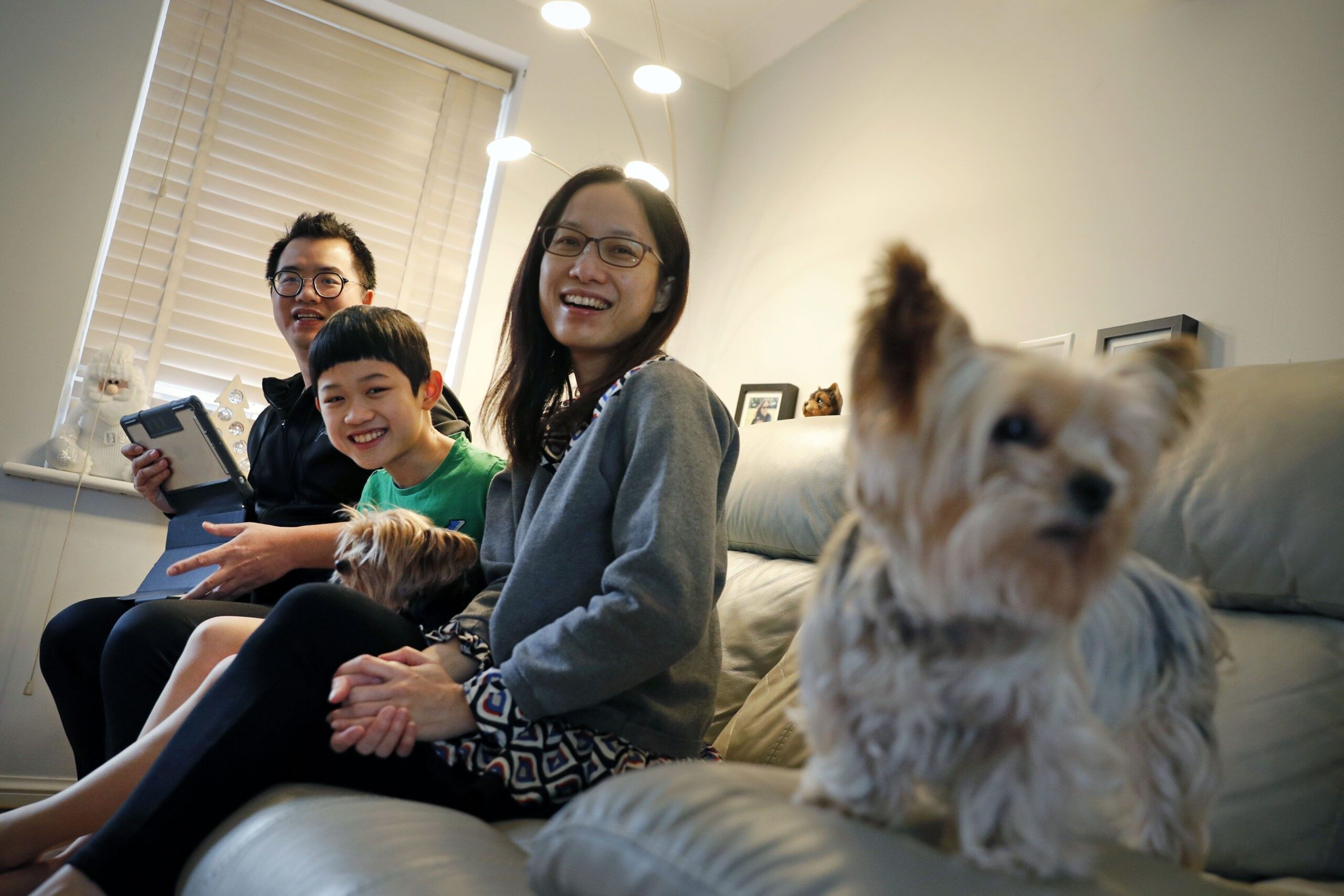 Hong Kong migrants face challenges despite support - EasternEye