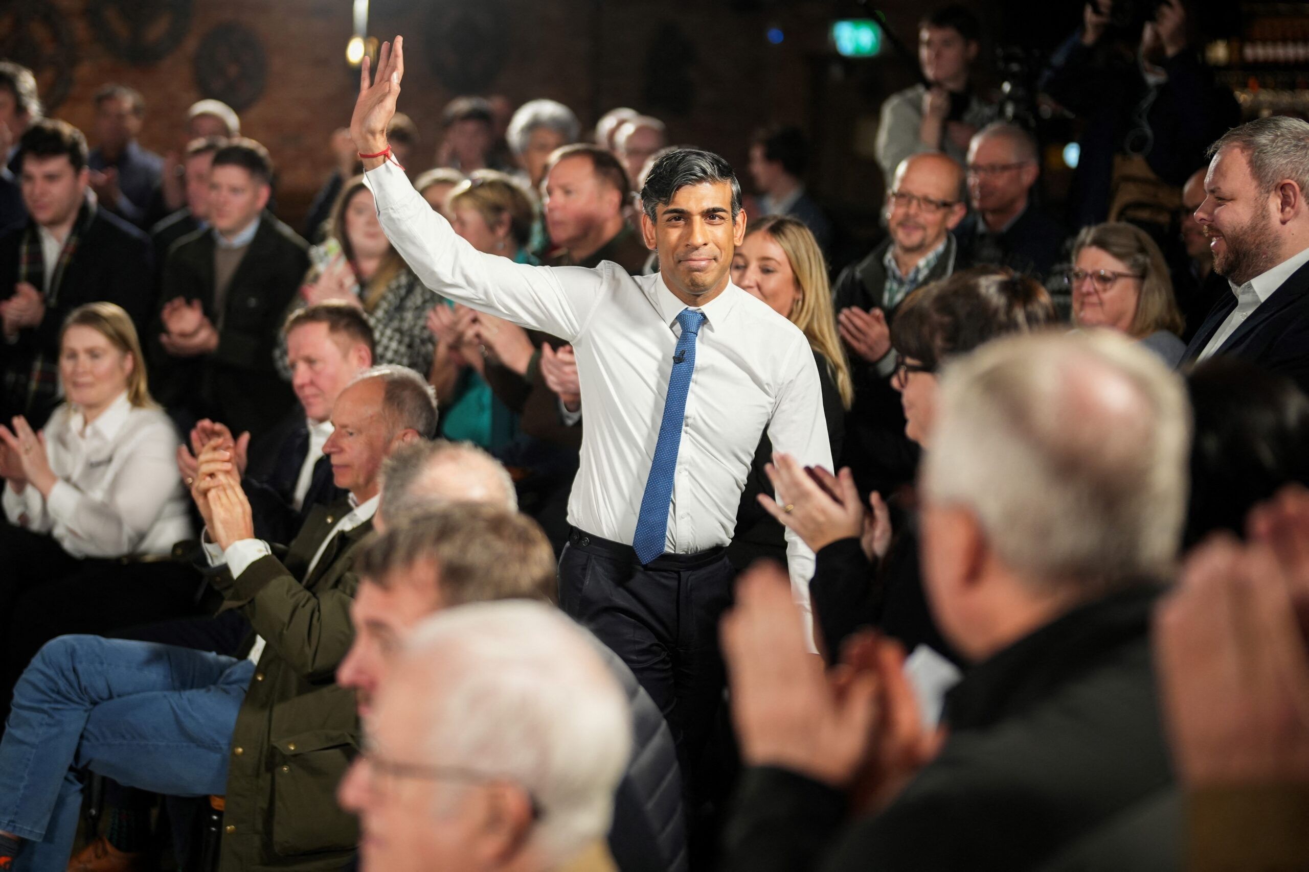 Tories and Sunak seek 'return to power' plan - EasternEye