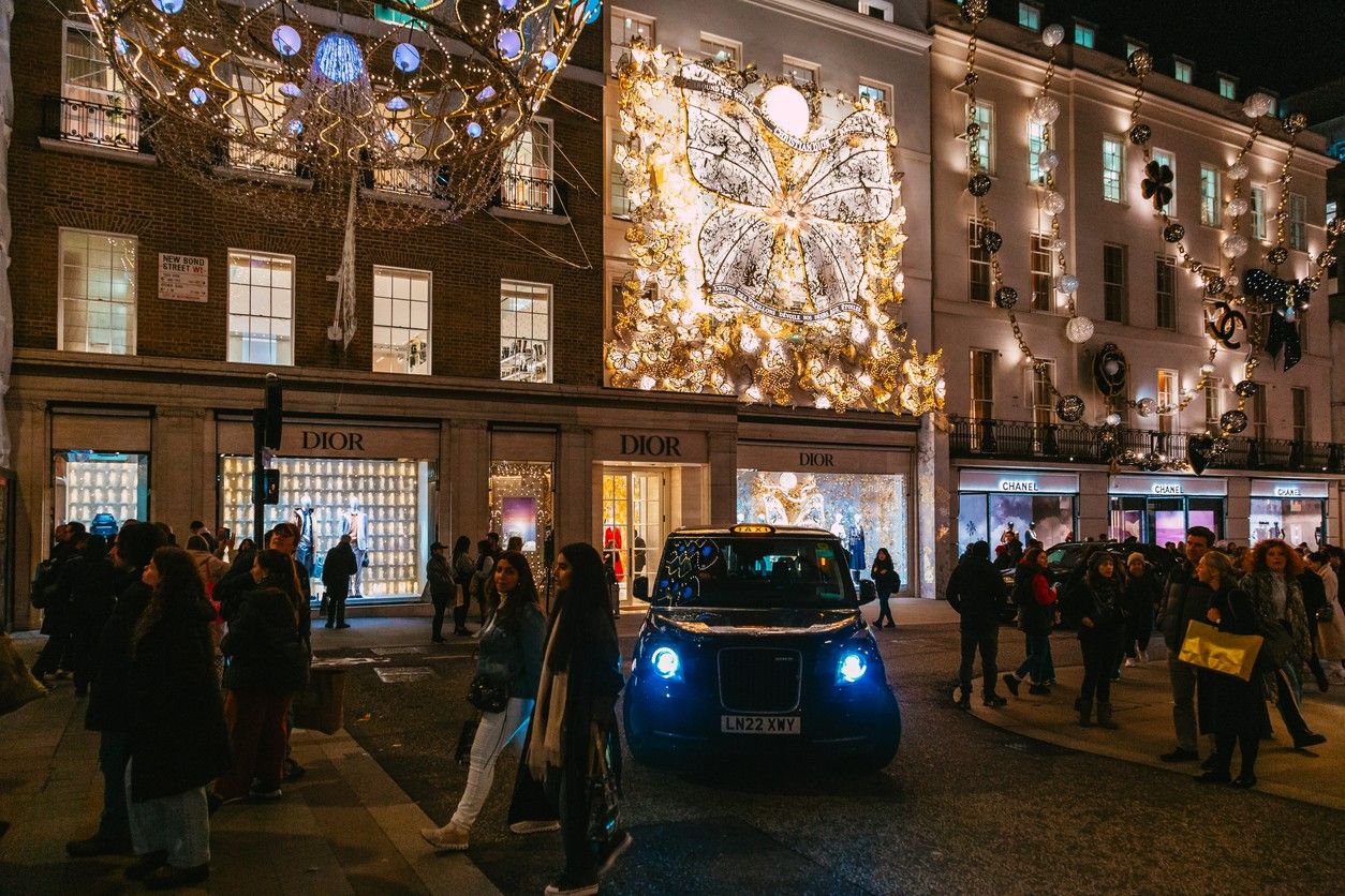 London mugging spree alarms Indian business community - EasternEye