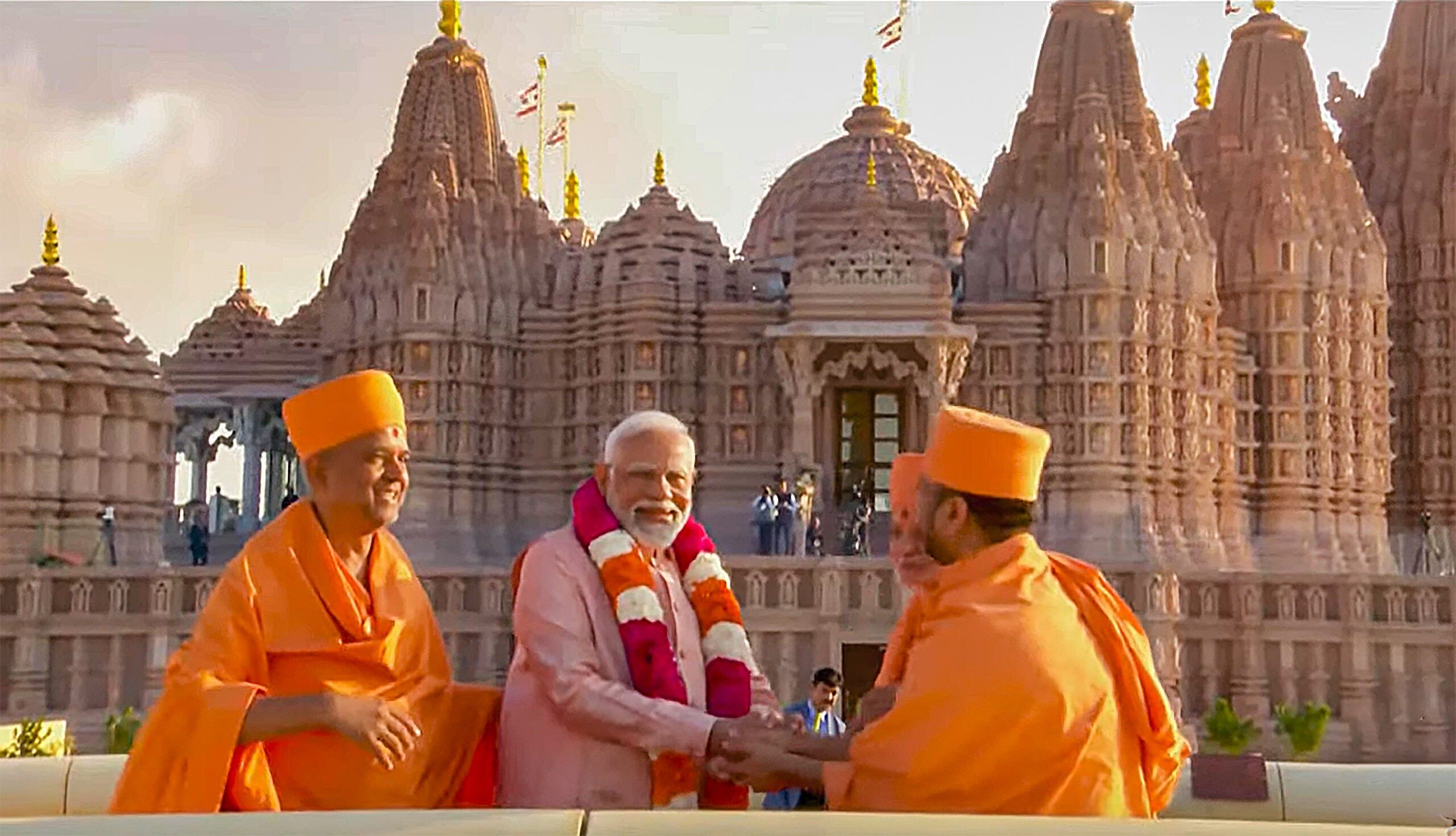 Modi Inaugurates BAPS Mandir, First Hindu Temple In Abu Dhabi - GG2