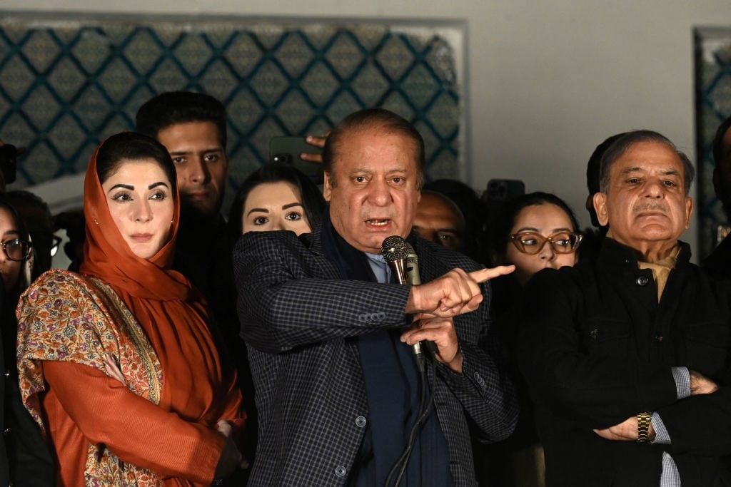 Shehbaz Sharif returns as Pakistan prime minister as PML-N, PPP strike ... Shehbaz Sharif returns as Pakistan prime minister as PML-N, PPP strike ...