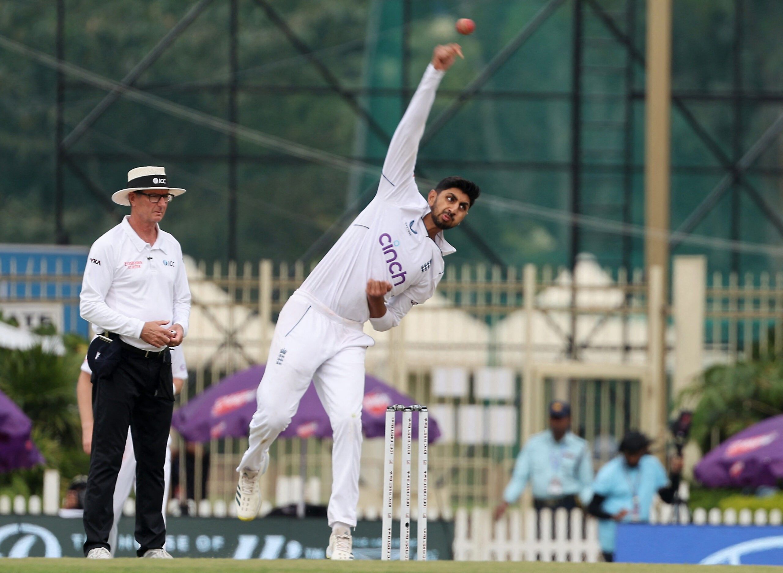 Shoaib Bashir triple strikes reduce India to 131-4 - EasternEye