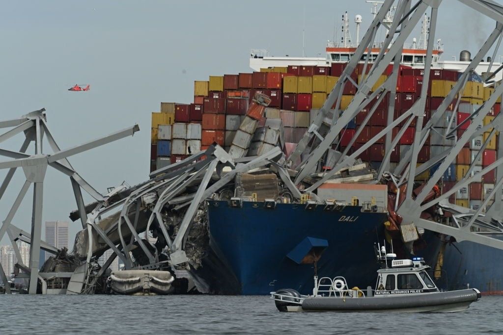 Baltimore bridge collapse: Rescuers find two bodies - EasternEye