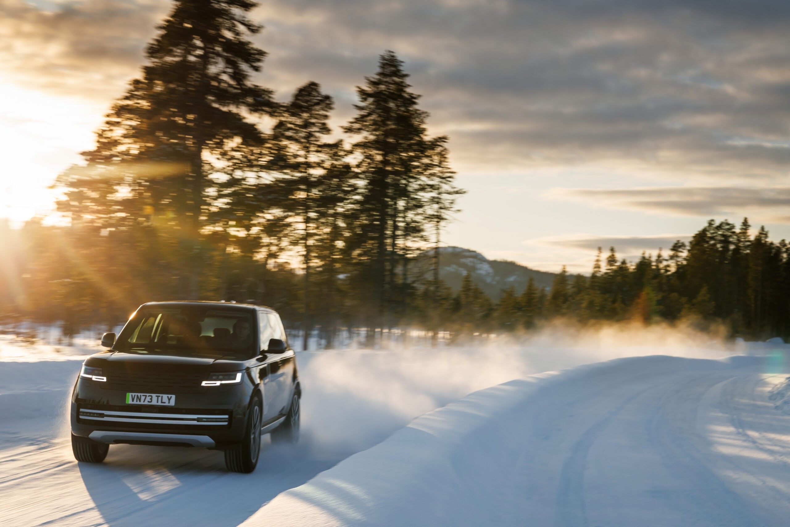 JLR reveals first all-electric Range Rover - EasternEye