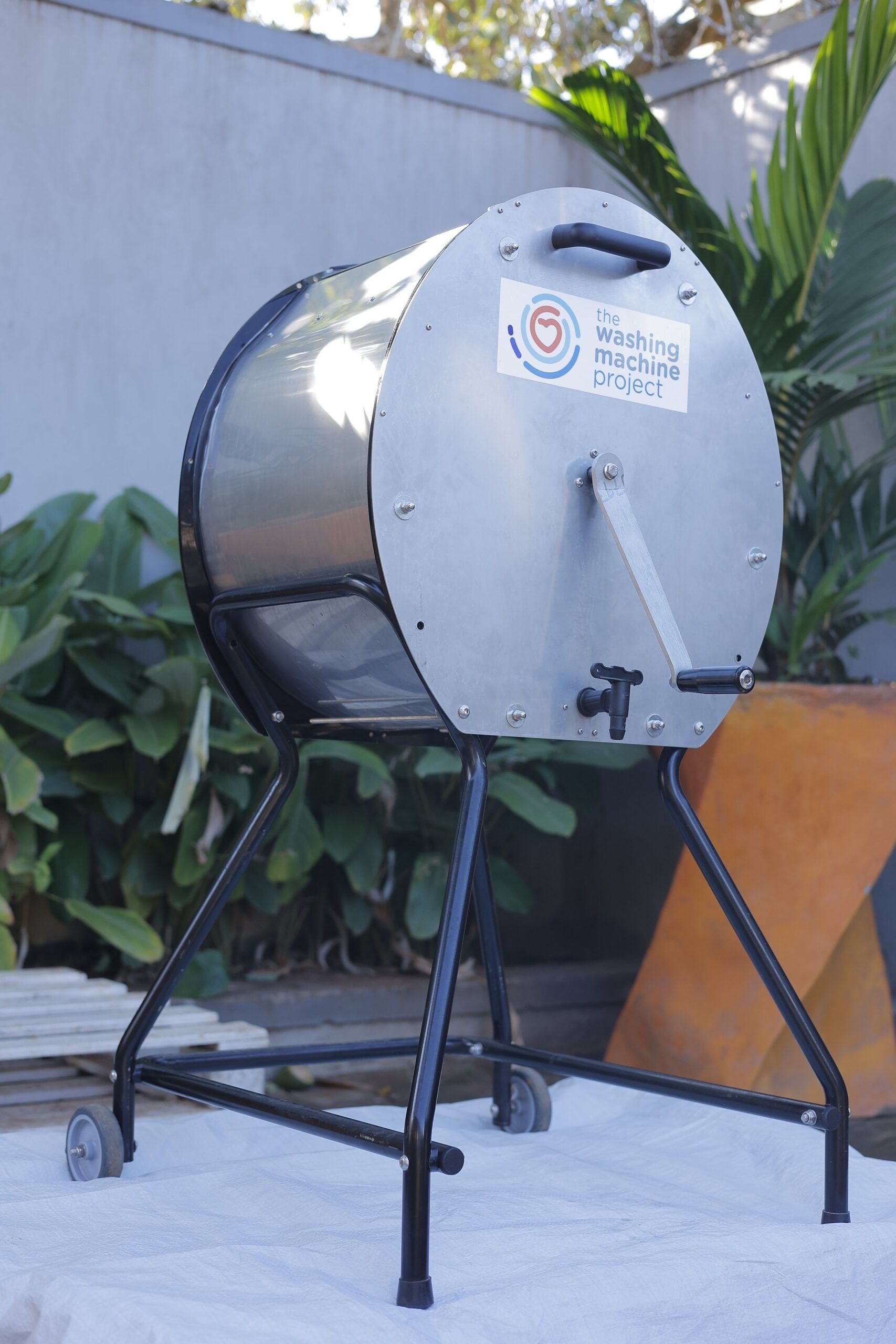 UK engineer and Whirlpool aim to plug the ‘laundry gap’ - EasternEye