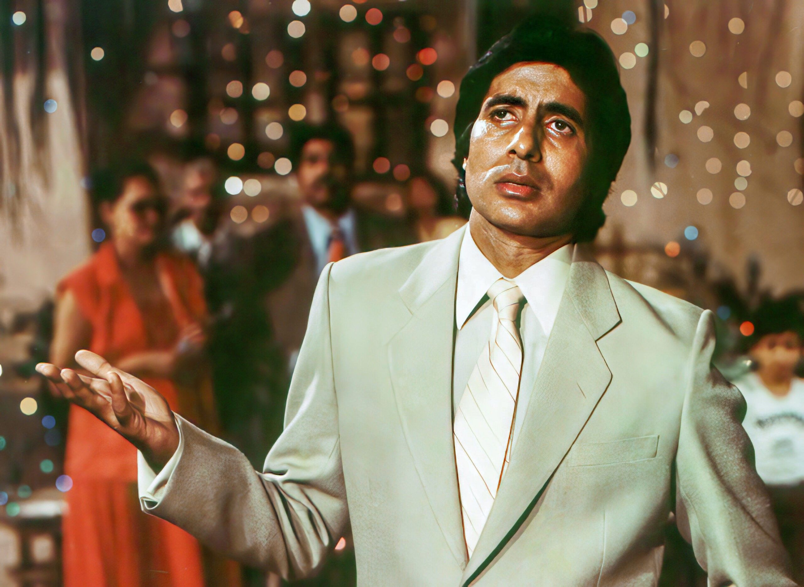 Celebrating four decades of Amitabh Bachchan's 'Sharaabi' - EasternEye