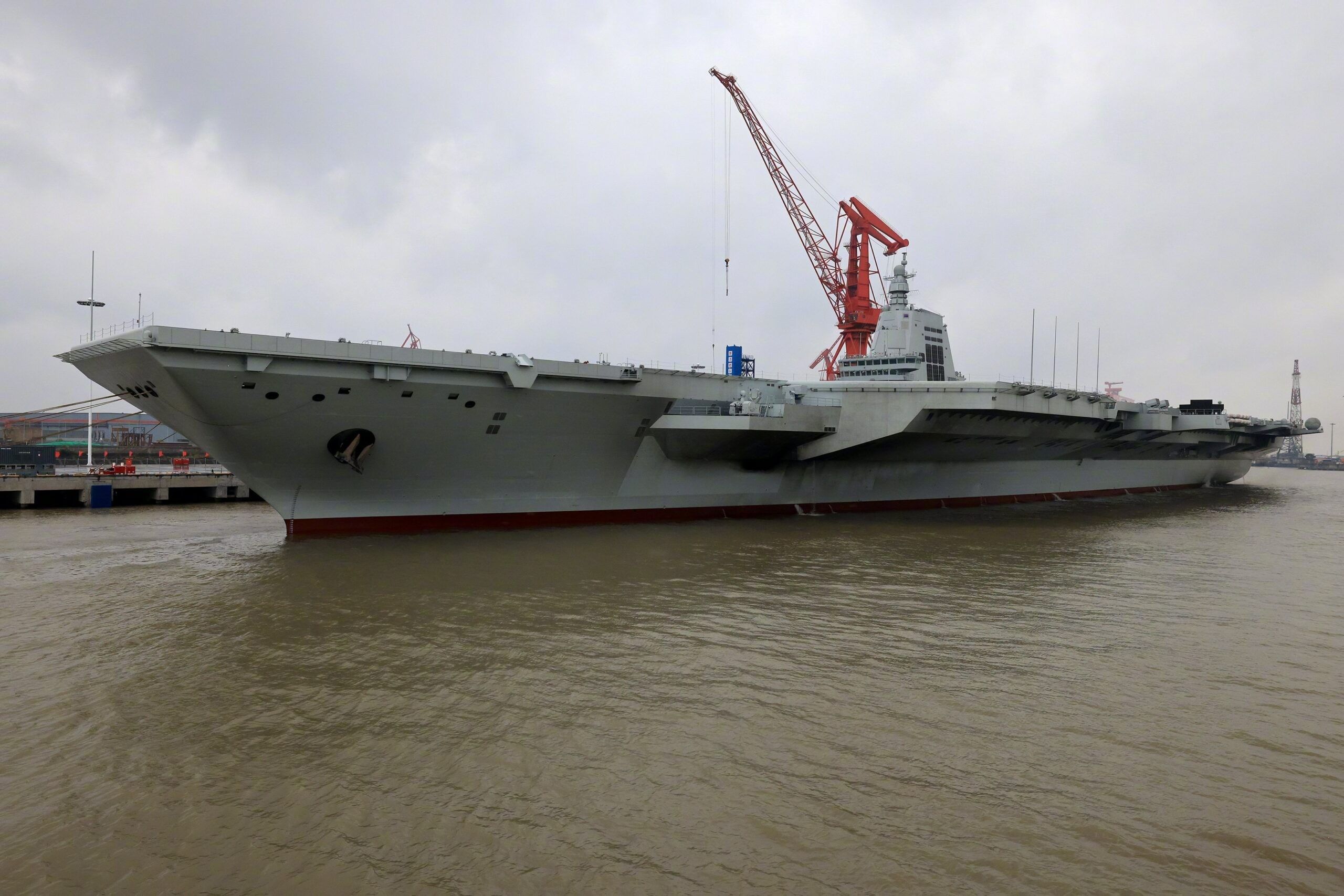 China's most advanced aircraft carrier, Fujian, begins sea trials ...
