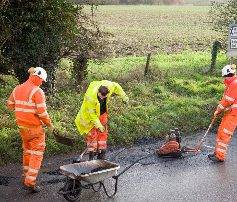Labour promises to fix a million potholes in England every year ...