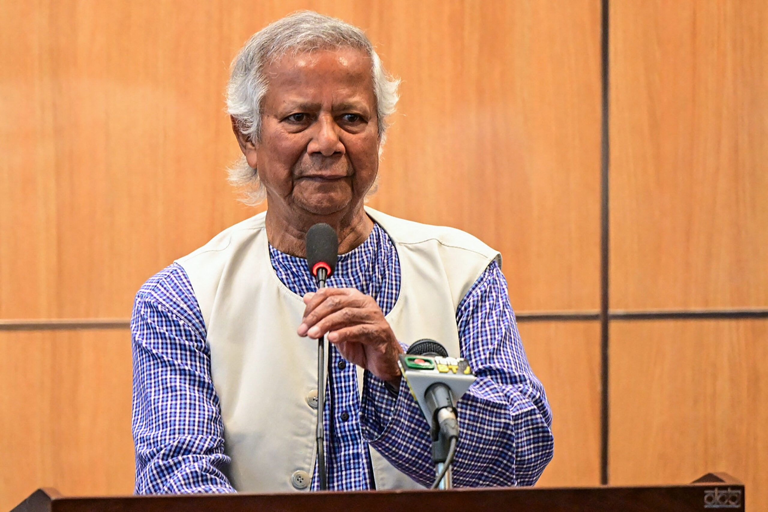 Muhammad Yunus returns to Bangladesh to lead interim government ...